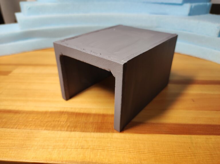 100均のスチレンボードで複線トンネルポータルを作ってみた - YOYAN BLOG