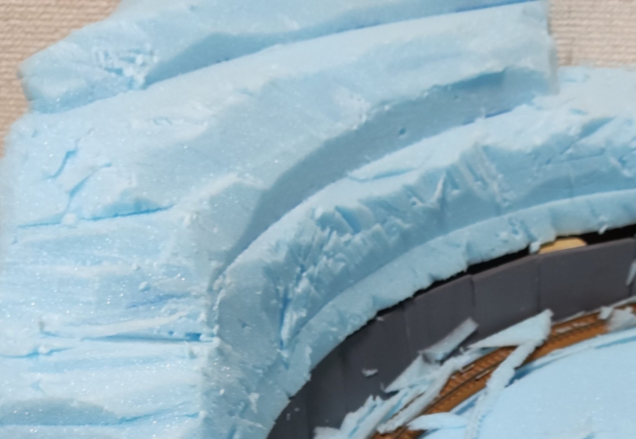 【Nゲージ】ジオラマで岩山を作る方法3ステップ【初心者でも簡単】 - YOYAN BLOG