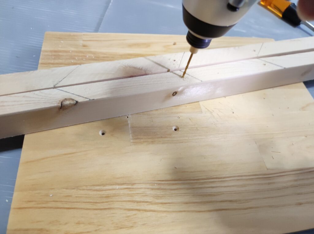 【賃貸DIY】ベランダの目隠しに1×4材でルーバーラティスを自作した - YOYAN BLOG