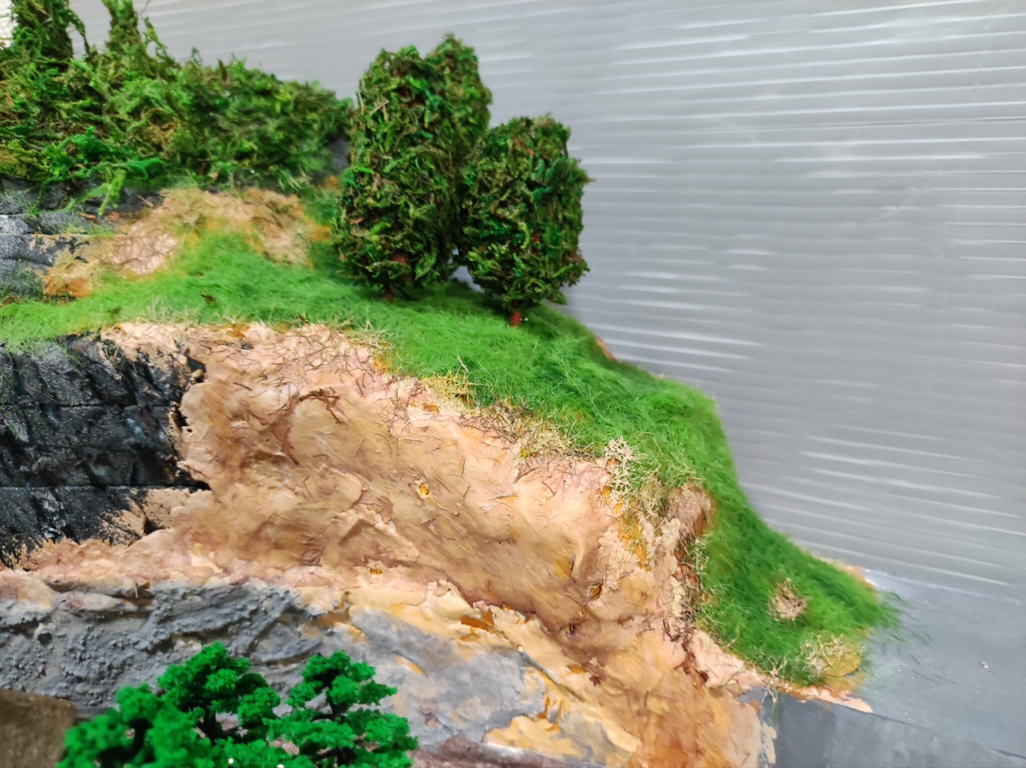 【Nゲージ】ジオラマの山の作り方3ステップー山里の風景が出来てきた！ - YOYAN BLOG