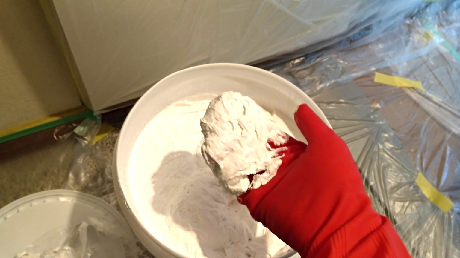 壁紙の上から手で塗る～モルモルの塗り方とメリット・デメリット - YOYAN BLOG