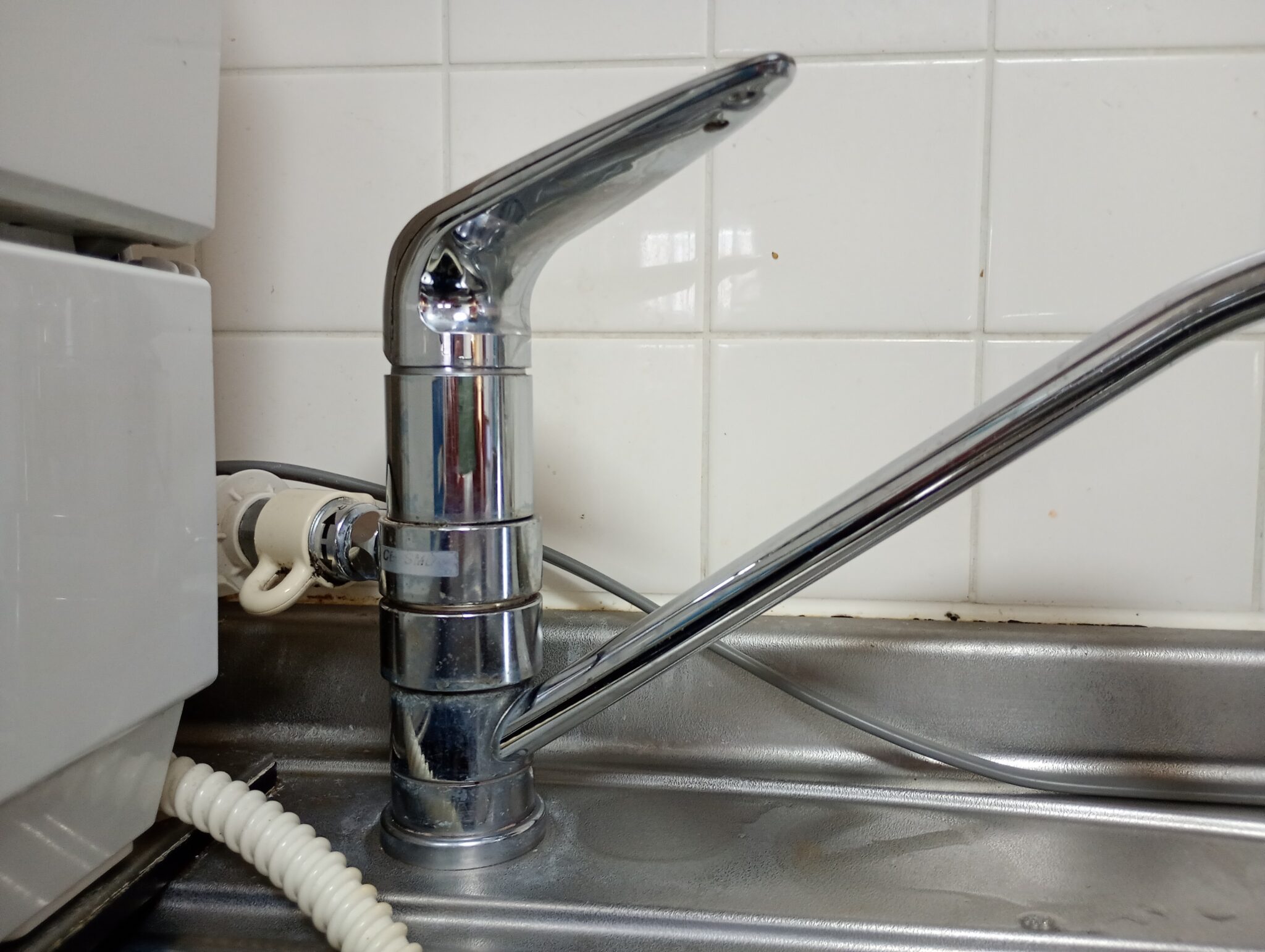 【賃貸DIY】食洗機の分岐水栓の取り付けてみたー6つの手順を解説 - YOYAN BLOG